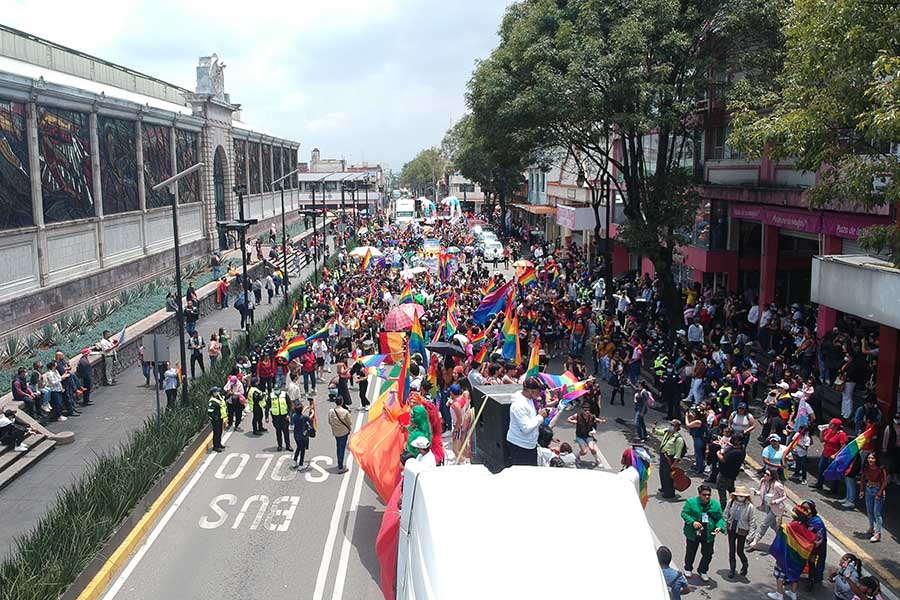 Tras dos años de ausencia, Toluca recibió la Marcha del Orgullo Gay Tras dos años de ausencia, Toluca recibió la Marcha del Orgullo Gay
